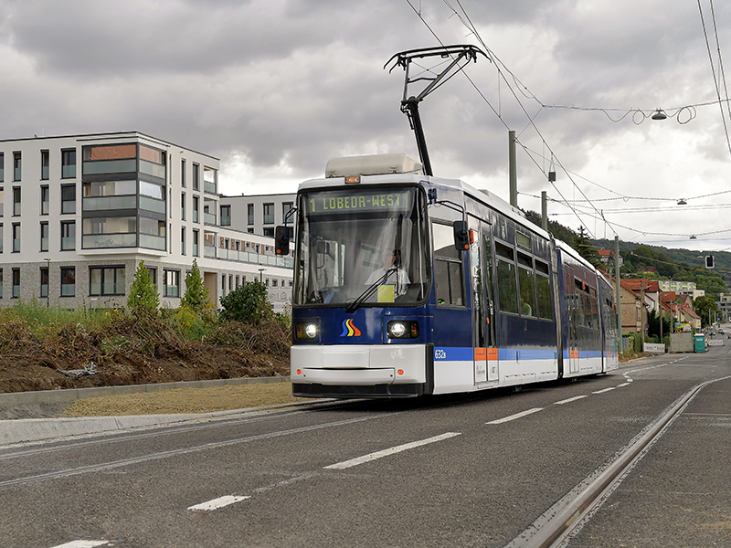 Baustellenfahrplan mit Schienenersatzverkehr: Straßenbahn-Linien 1, 2 ...